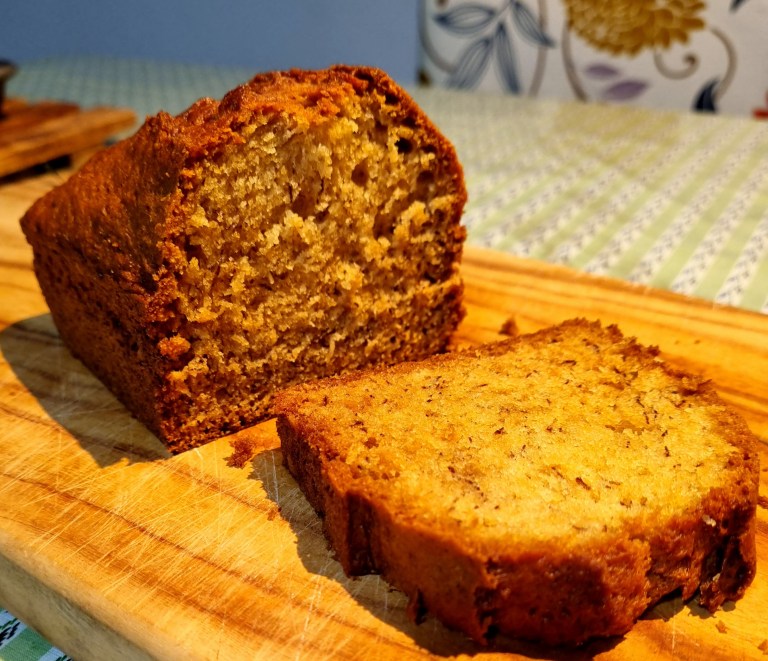 Banana Sponge Cake / Loaf – SIMPLY LIVING – One step at a time